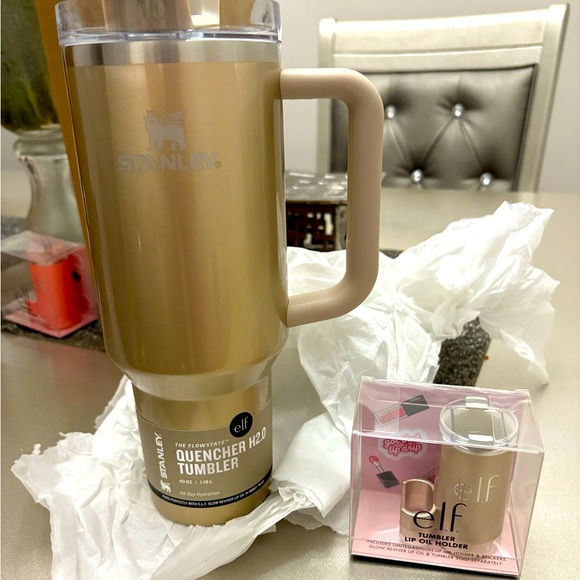 Stanley | Dining | Elf Stanley Cup 4 Oz Full Set Honey Talks Lip ...